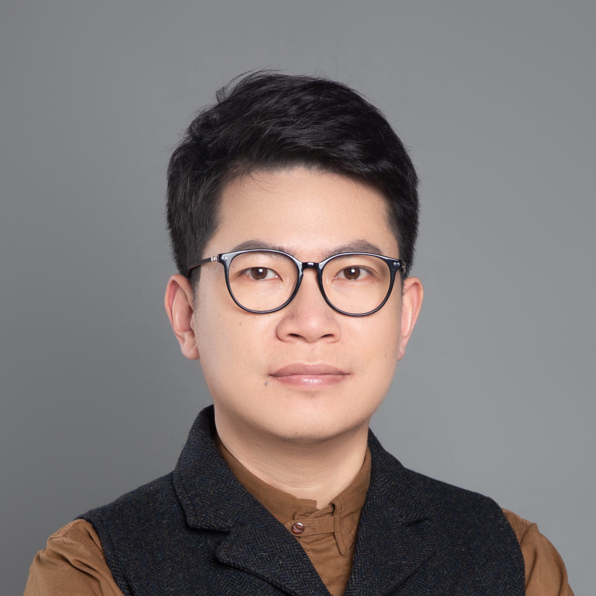 People – APN © 2025